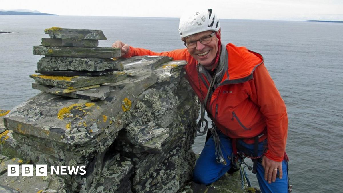 Colostomy bag climber makes first ascent of Kerry sea stack - BBC News
