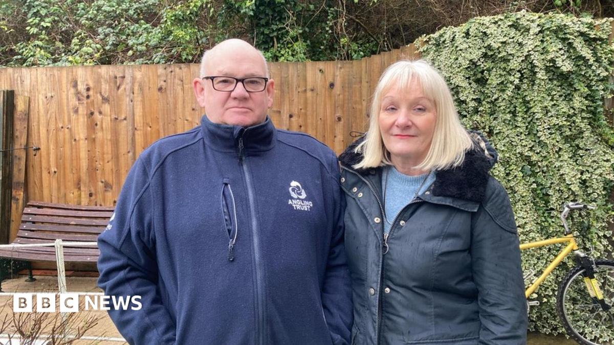 Chilwell: Residents' 'nightmare' after quarry landslide behind homes ...