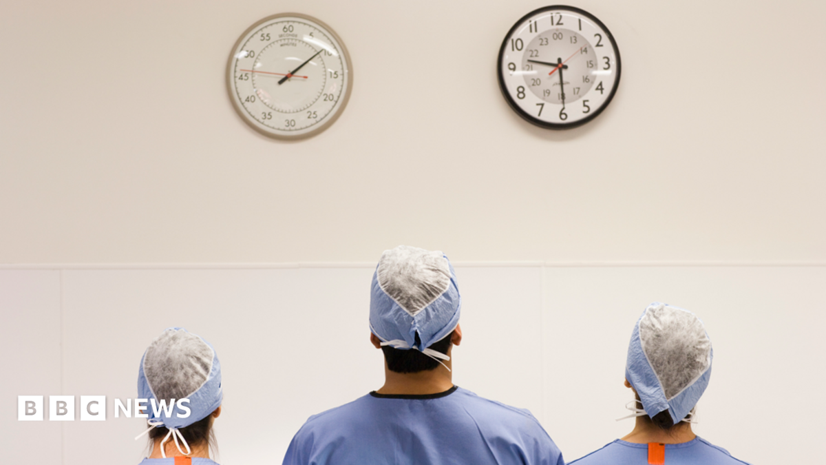 NHS Wales waiting lists highest on record - BBC News