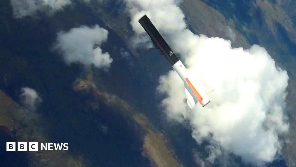 'First' commercial rocket launched from Scotland - BBC News