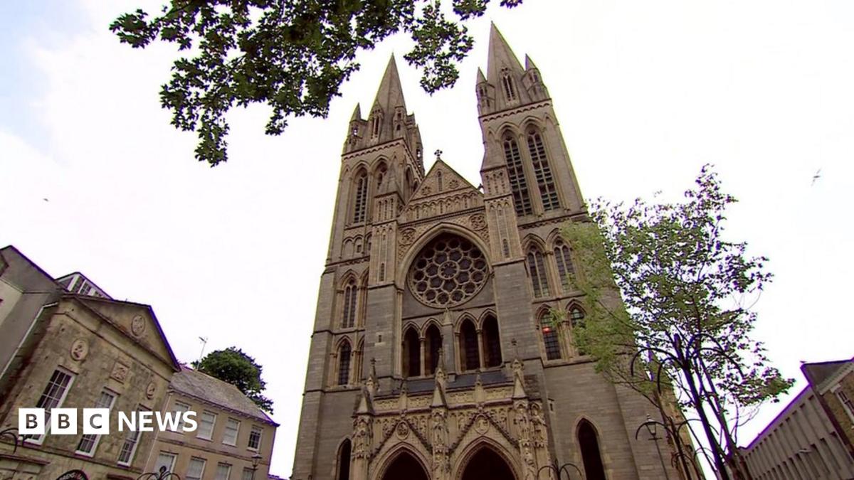 Truro Cathedral to screen Queen Elizabeth II state funeral - BBC News
