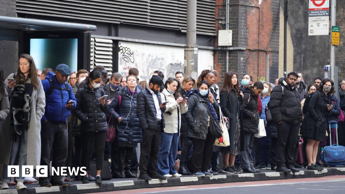As it happened: London hit by second 24-hour Tube strike - BBC News
