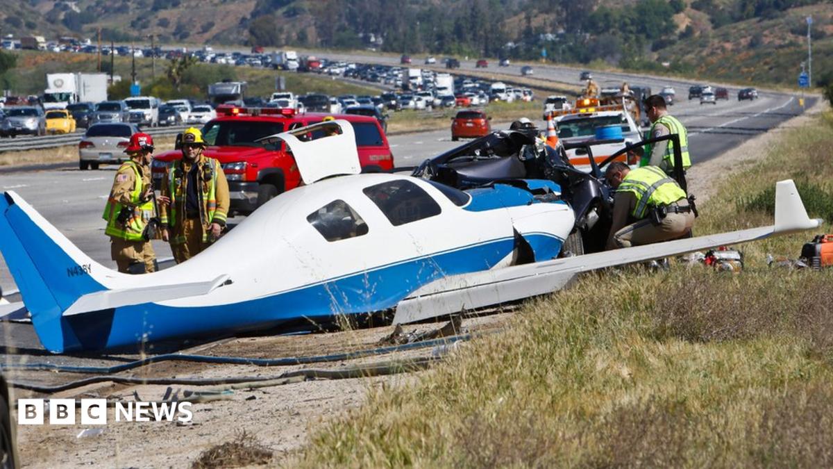 California freeway crash: One dead as plane hits car near San Diego ...