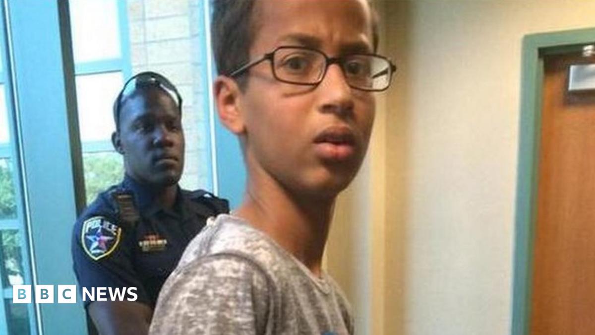 Ahmed Mohamed: Homemade clock boy quits Texas school - BBC News