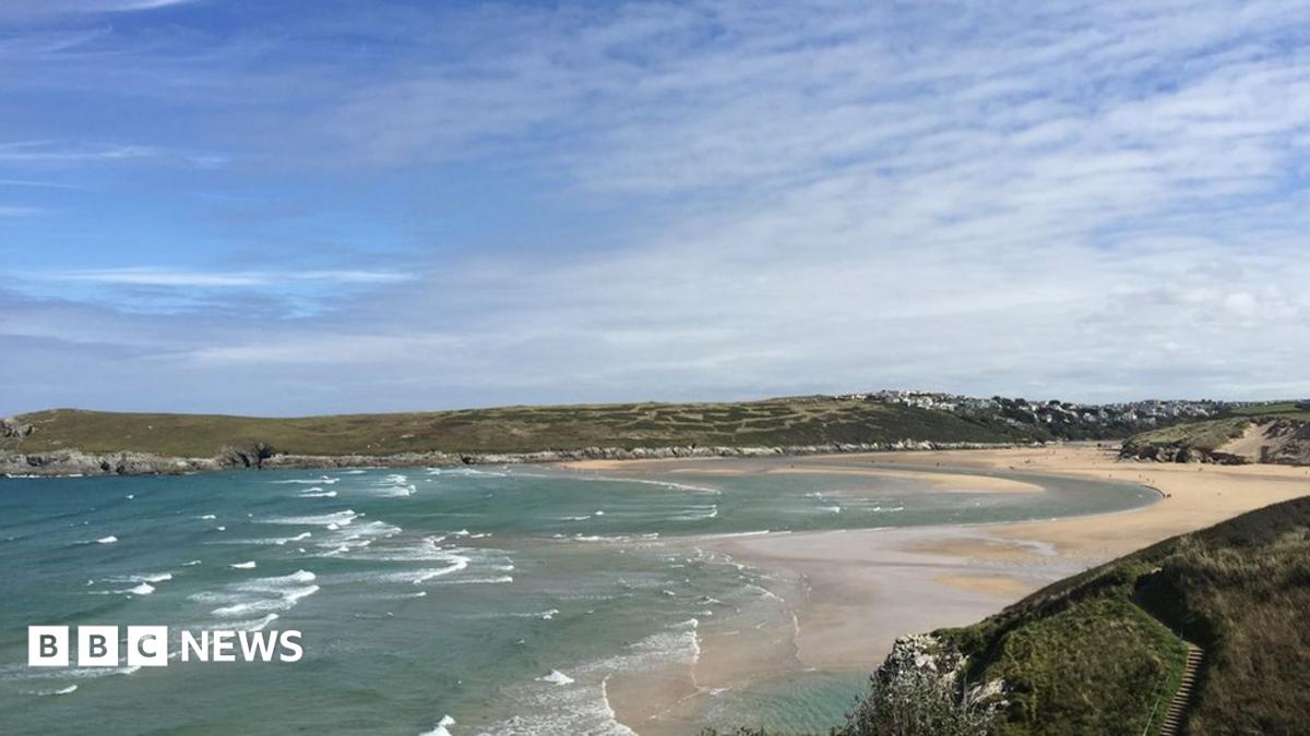 More rescues at 'unpredictable' storm-damaged Crantock beach - BBC News