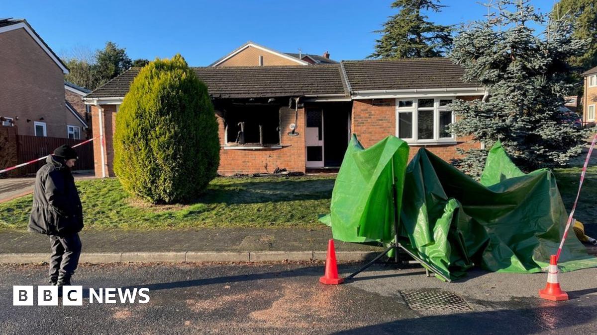 Man and woman die after Oswestry house fire - BBC News