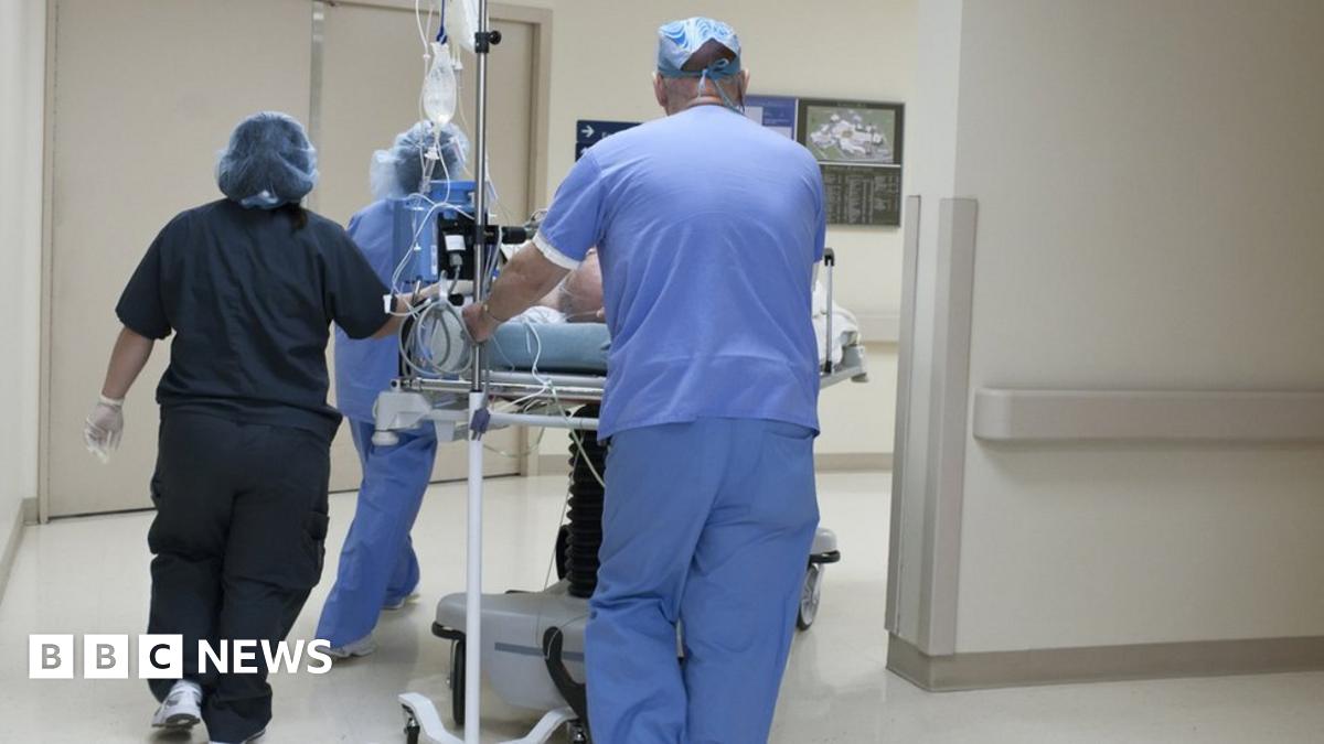 Top doctor says 'no way' Scottish NHS can survive - BBC News