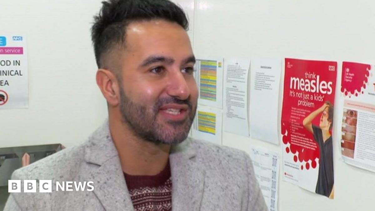 What do GPs think of Rishi Sunak's plan to strip them of sick note powers? - BBC News