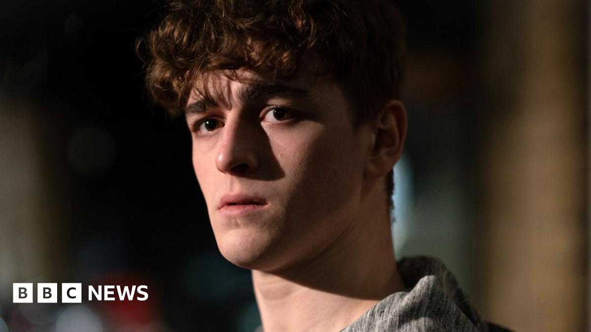 Happy Valley's Ryan: Rhys Connah on starring in hit TV drama then and now - BBC News