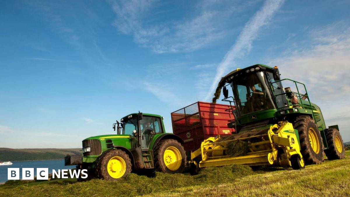 Scottish Rural Parliament staged in Stranraer - BBC News