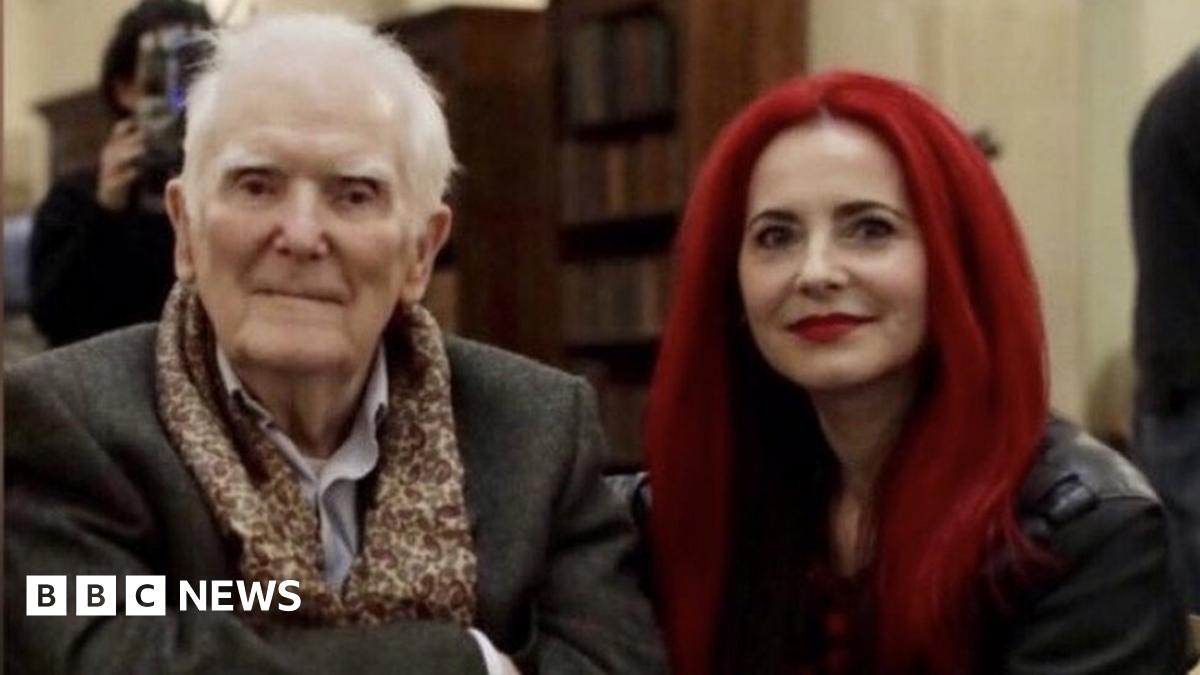 Prince Charles' Aberystwyth lecturer Tedi Millward dies - BBC News