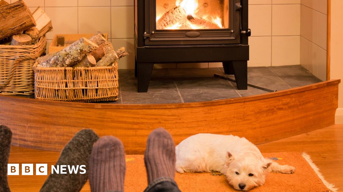 Are you setting up a warm bank? We want your stories - BBC News