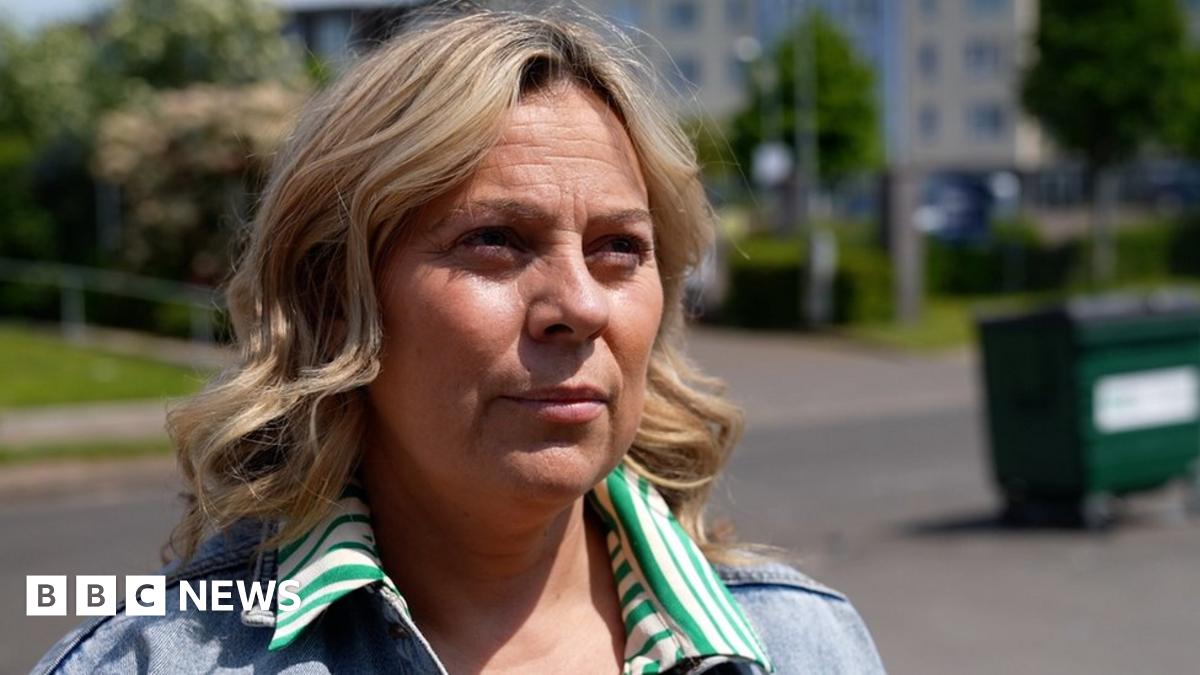 I've learned to love the girl I was - author of Poor - BBC News