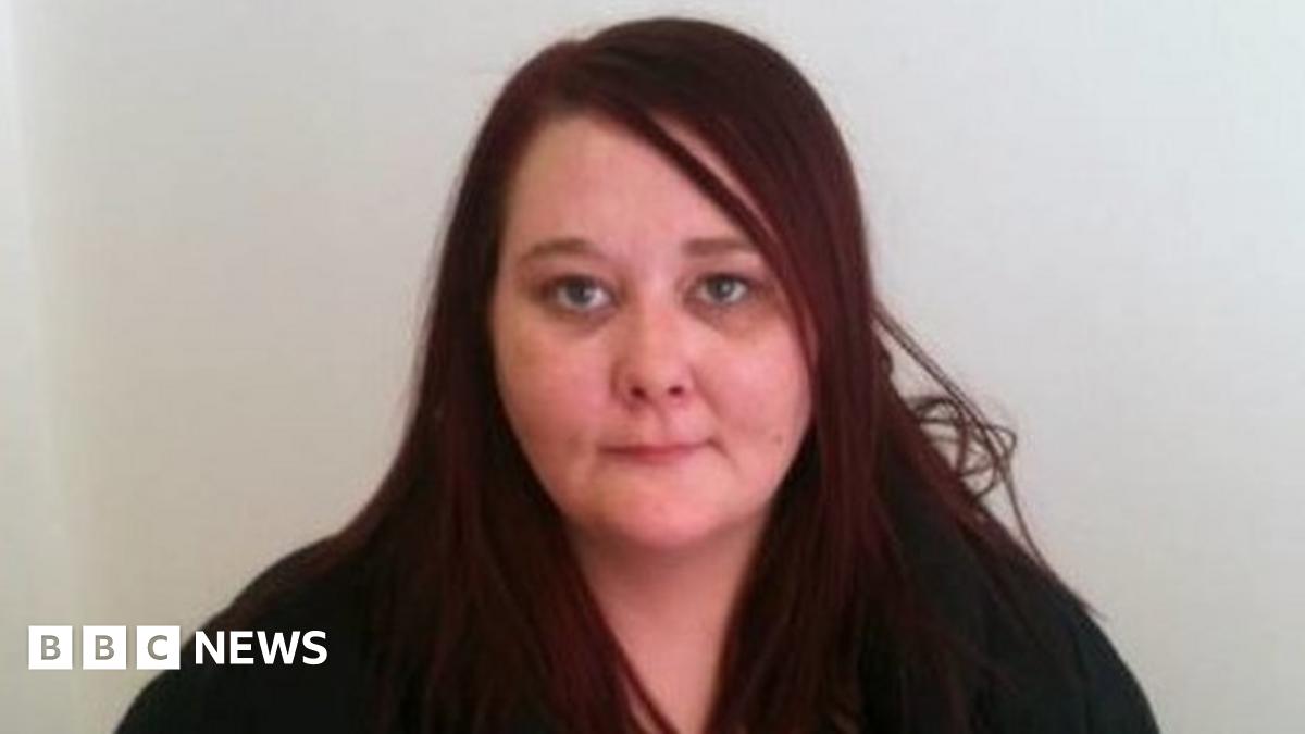Woman charged with Chelsea murder - BBC News