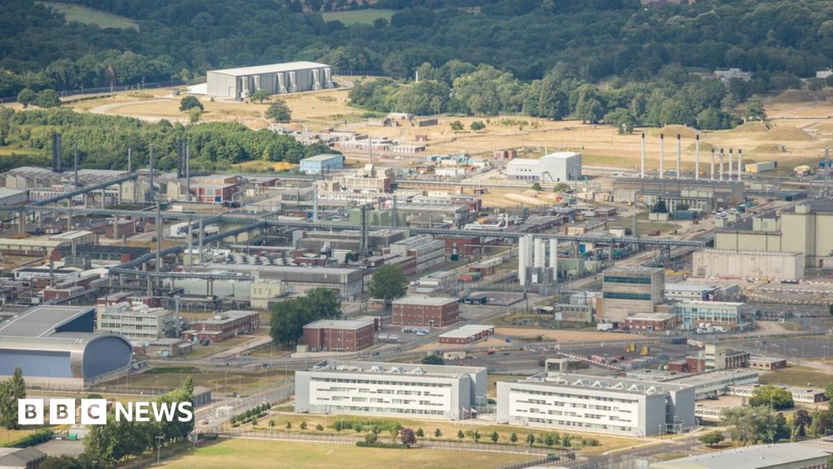 AWE: Nuclear site electricians scrap strike after pay deal - BBC News