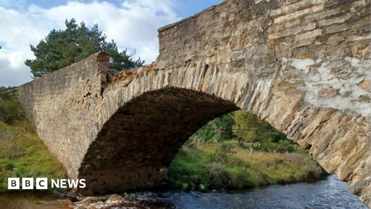 Weeks-long closure of Highland road bridge damaged by car - BBC News