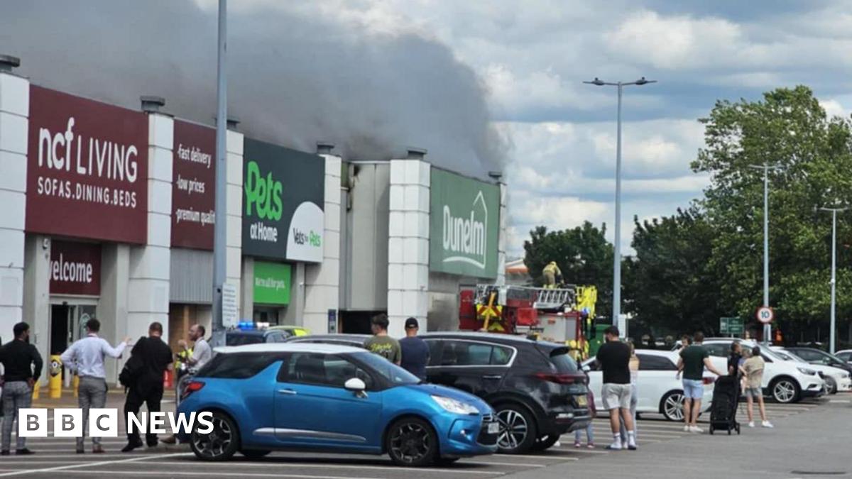 Dunelm fire: Plans to demolish Nene Valley retail park units - BBC News