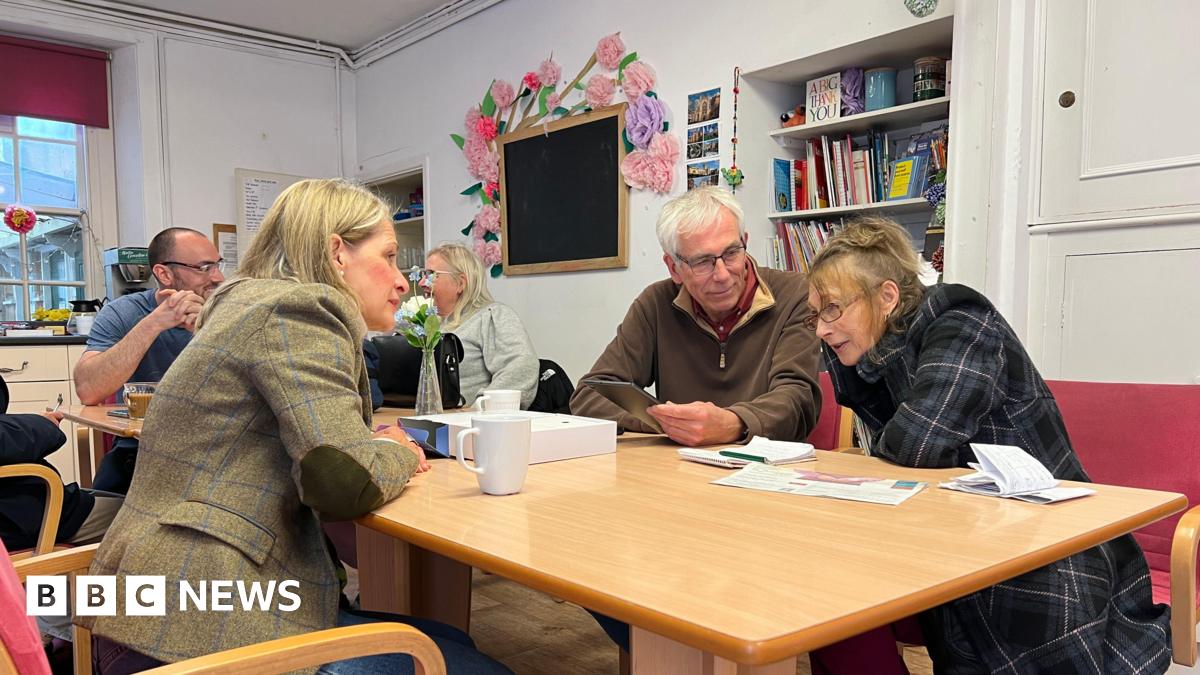 Age UK launches scheme to help older people talk to their MP - BBC News