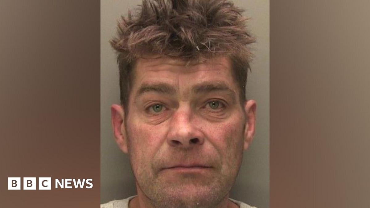 HMP Lowdham Grange: Inmate 'isolated and depressed' before death - BBC News