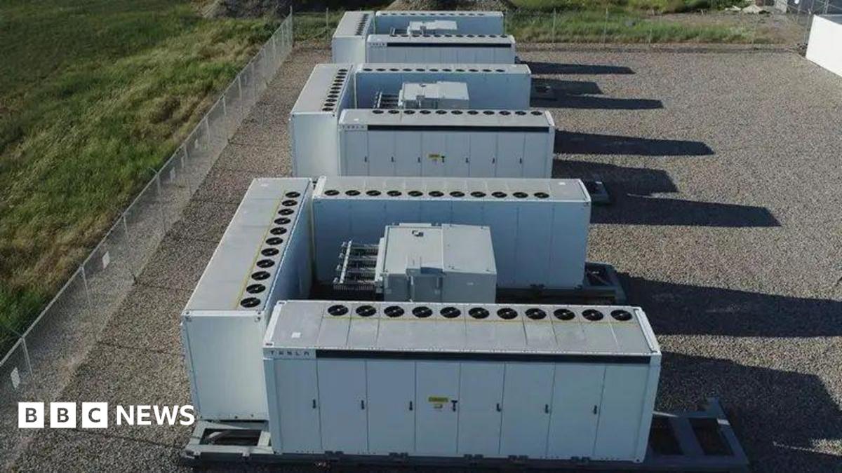 Inspector gives go ahead for controversial battery plan - BBC News