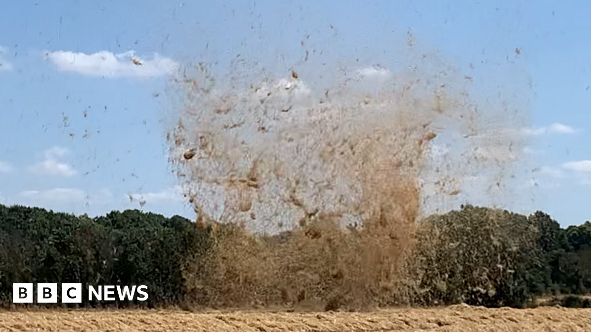 Dust devil seen in Warwickshire field - BBC News