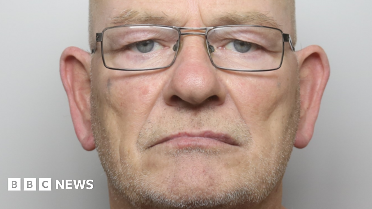Man jailed for threatening to bite officer during Tamworth riot - BBC News