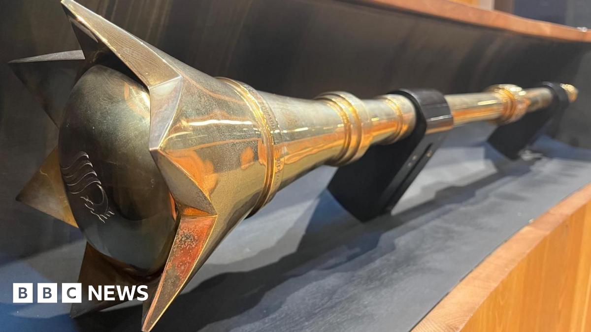 Welsh Parliament mace removed as Senedd expands for more politicians ...