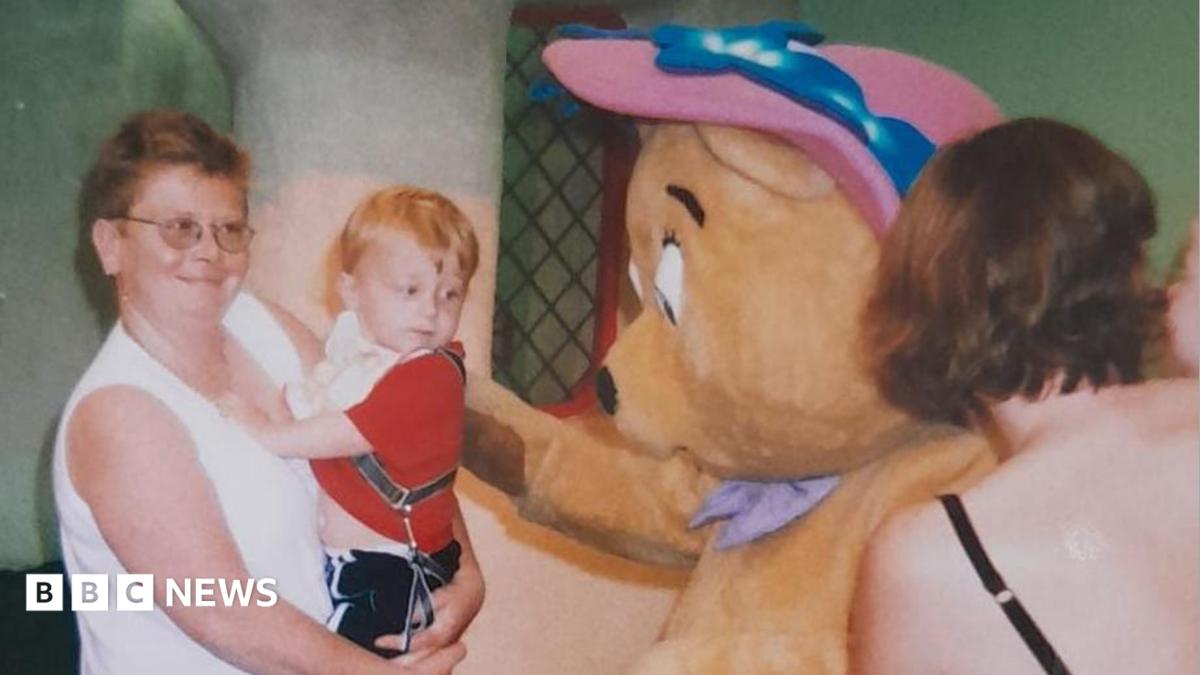 Woman's anger as Butlin's says she can't visit alone - BBC News