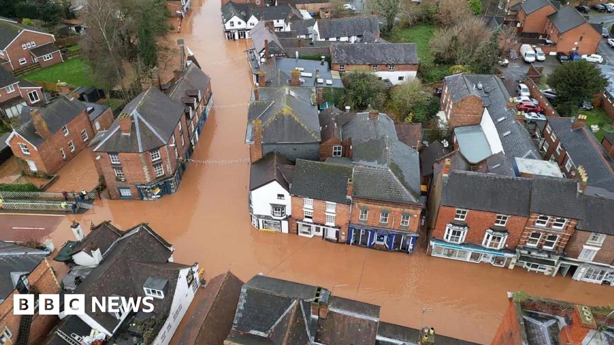 Warnings of further West Midlands floods as more rain expected - BBC News