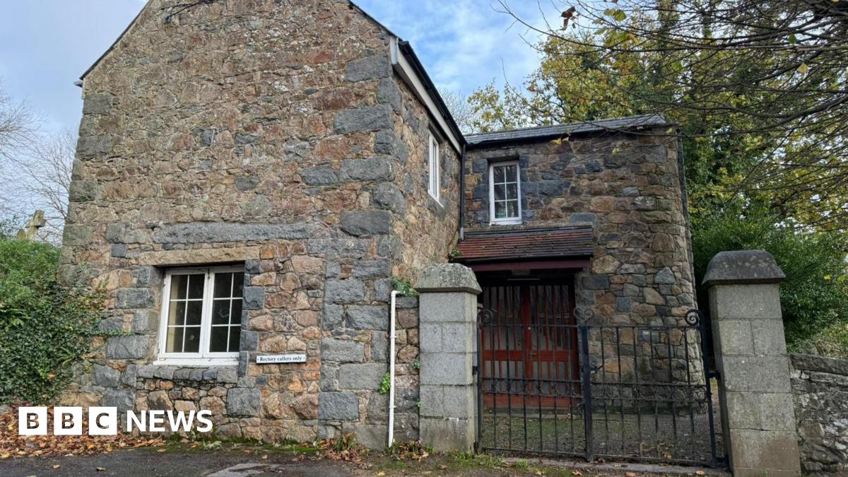 Guernsey church hall could be turned into residential unit - BBC News
