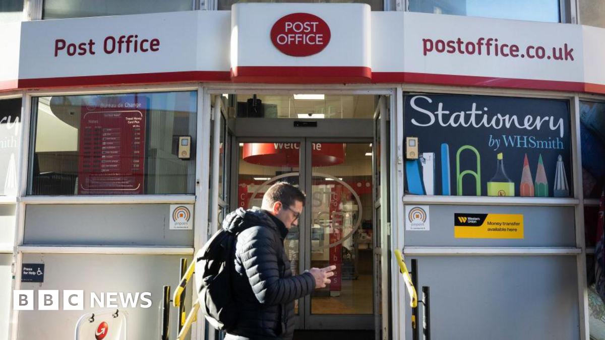 Post Office could close 115 branches with jobs at risk - BBC News