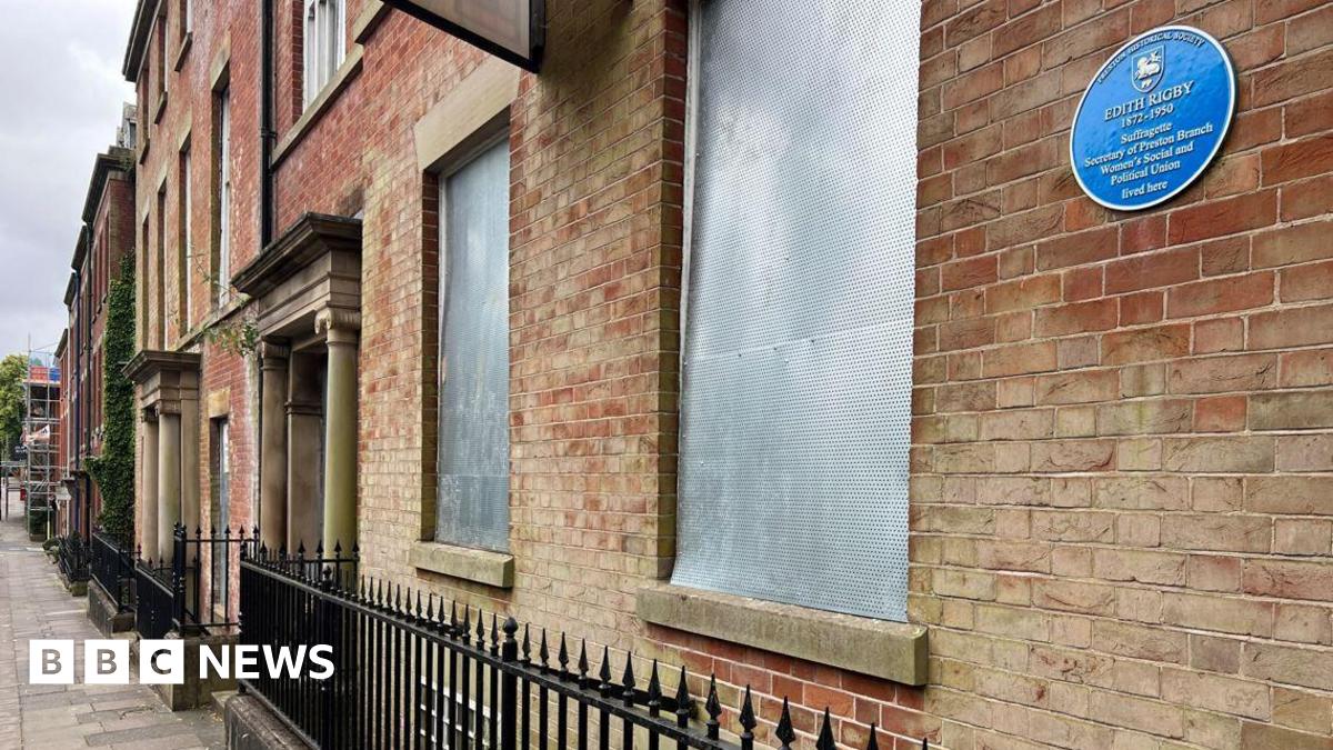 Ultimatum for repairs on suffragette Edith Rigby's Preston house - BBC News