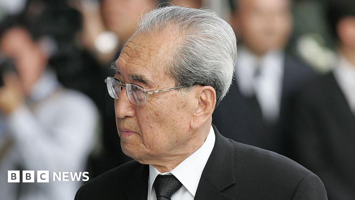 North Korea: Kim family's master propagandist dies at 94 - BBC News