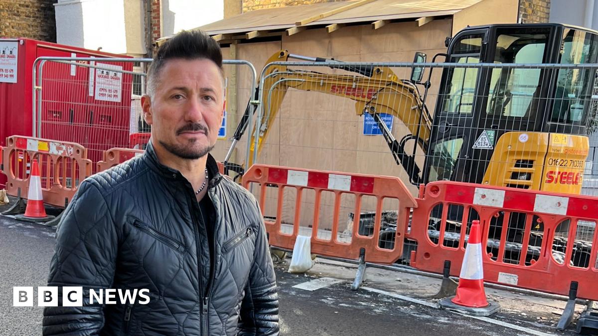 Ramsgate family forced out of home due to collapsed sewer - BBC News