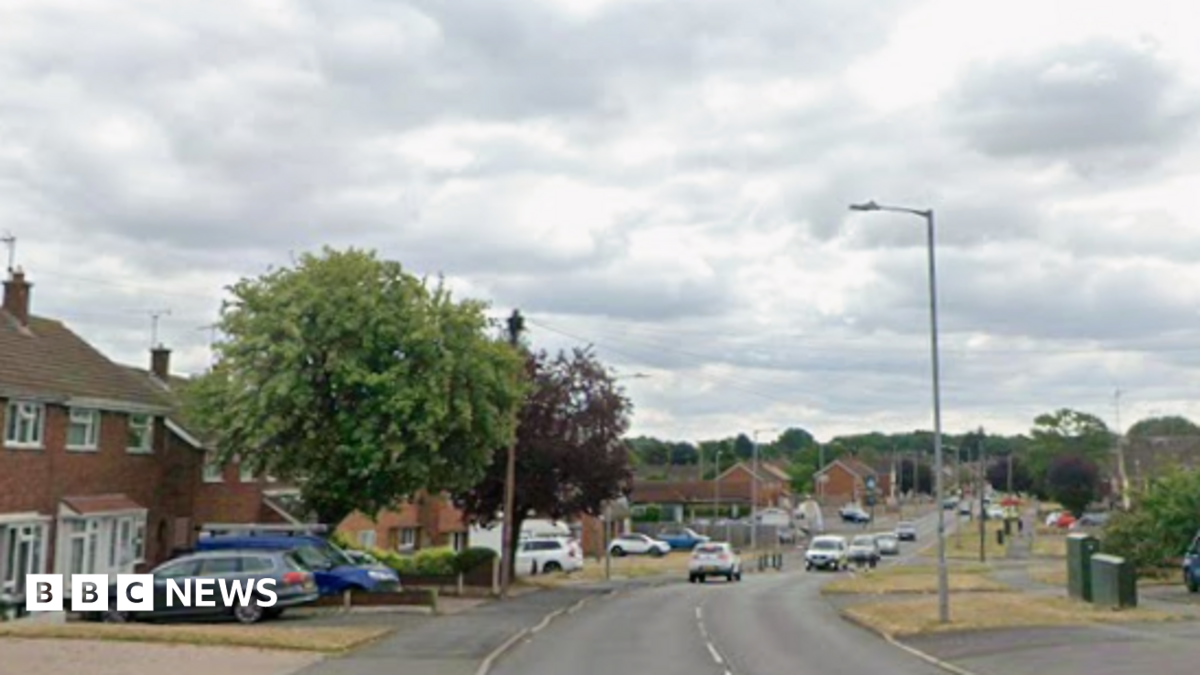 Man arrested over Warndon rape - BBC News