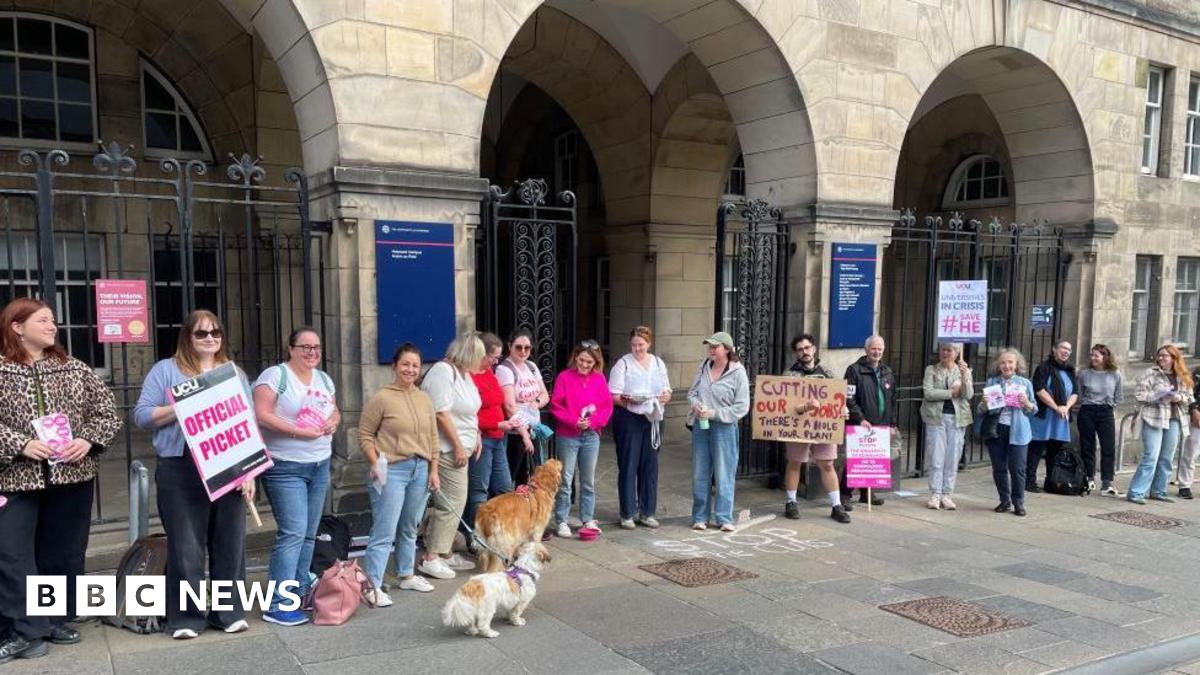 Edinburgh University staff begin five-day strike - BBC News