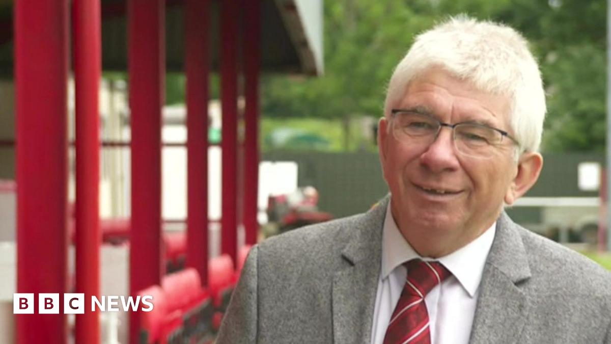 Brackley Town chairman to skip FA Cup match for Santa trip - BBC News