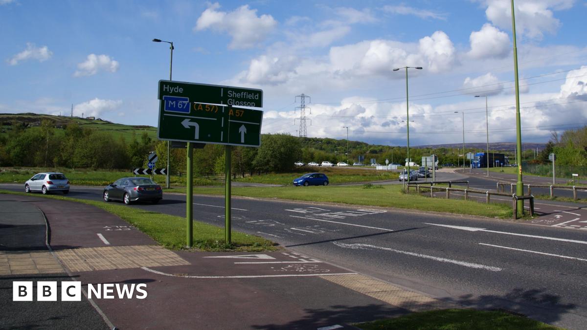 A57 Sheffield to Manchester bypass scheme splits opinion - BBC News