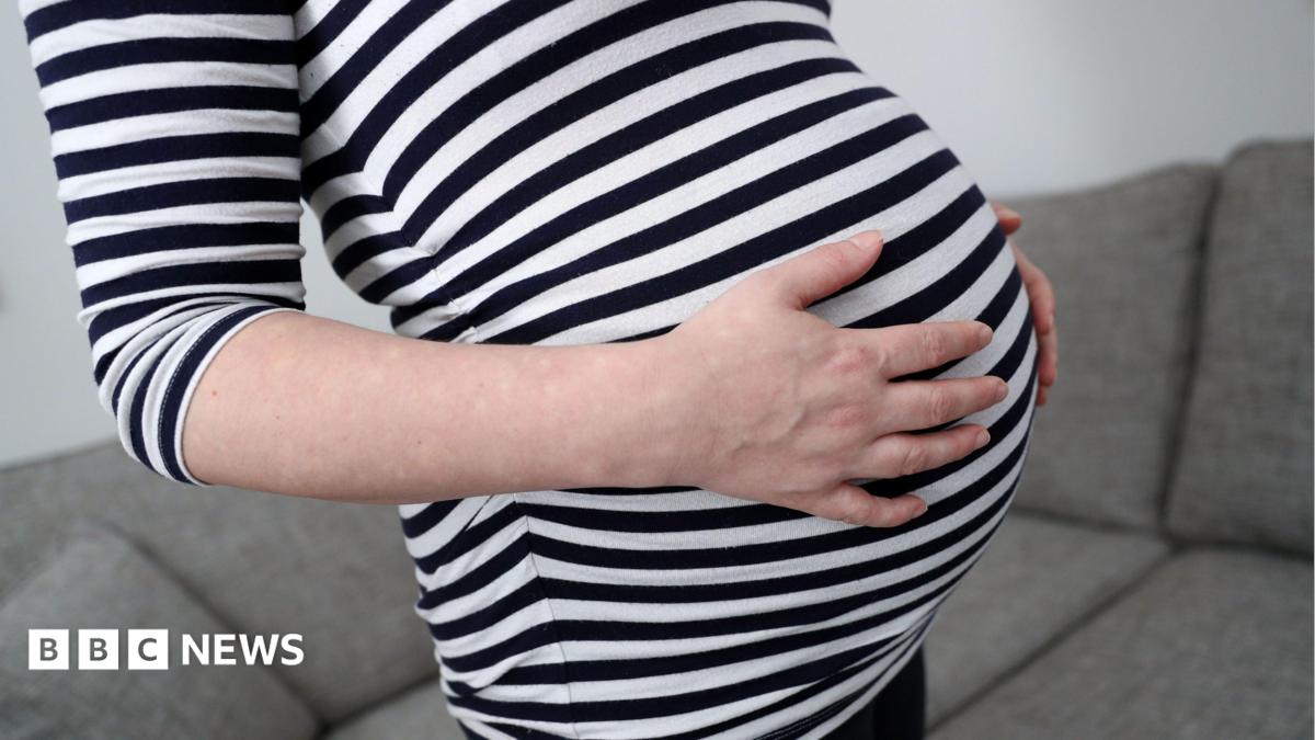 Mums to get extra support for pelvic health - BBC News