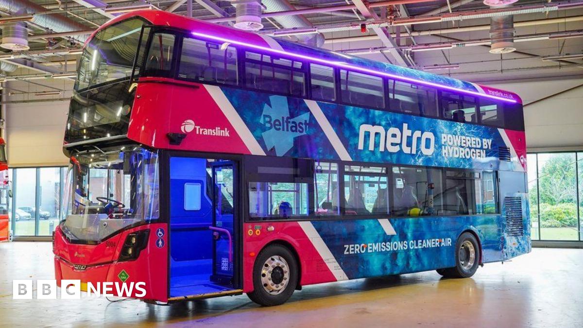 Wrightbus: Deal signed for bus firm's largest ever order - BBC News