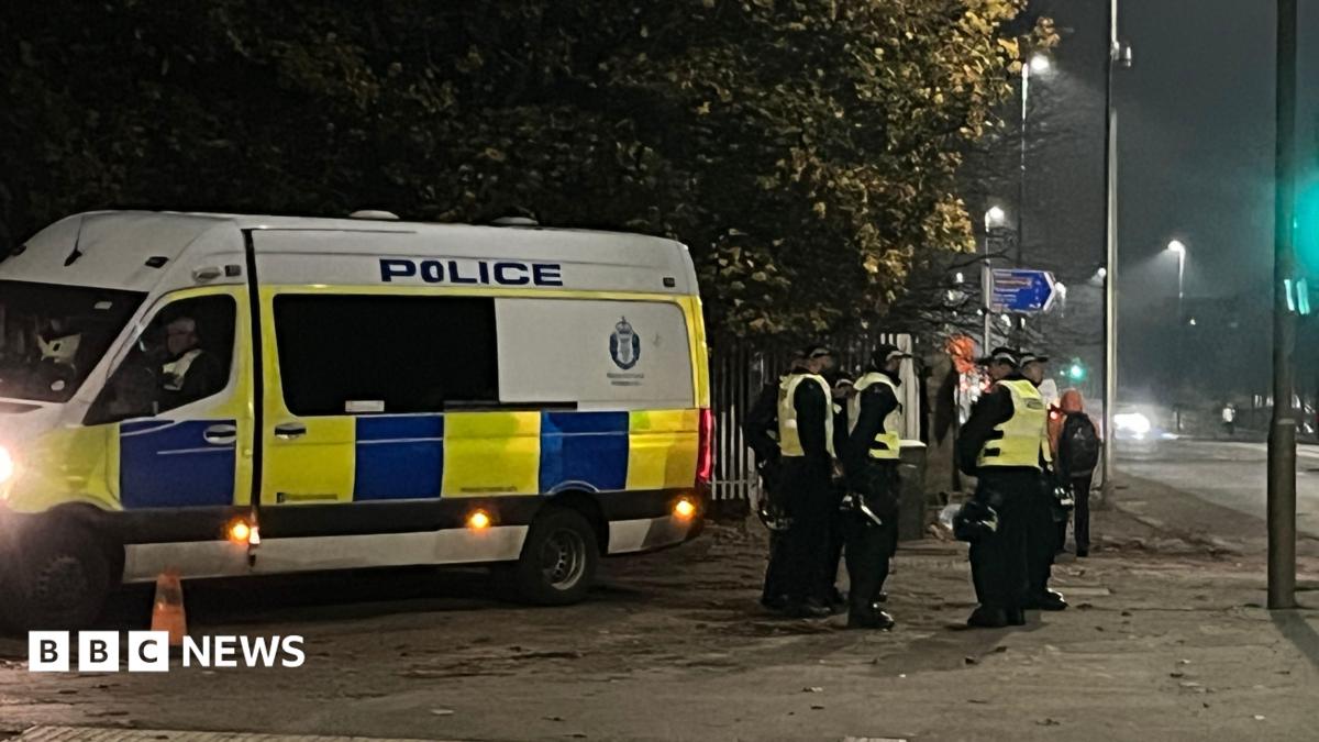 Arrests over Bonfire Night disorder rise to 61 - BBC News