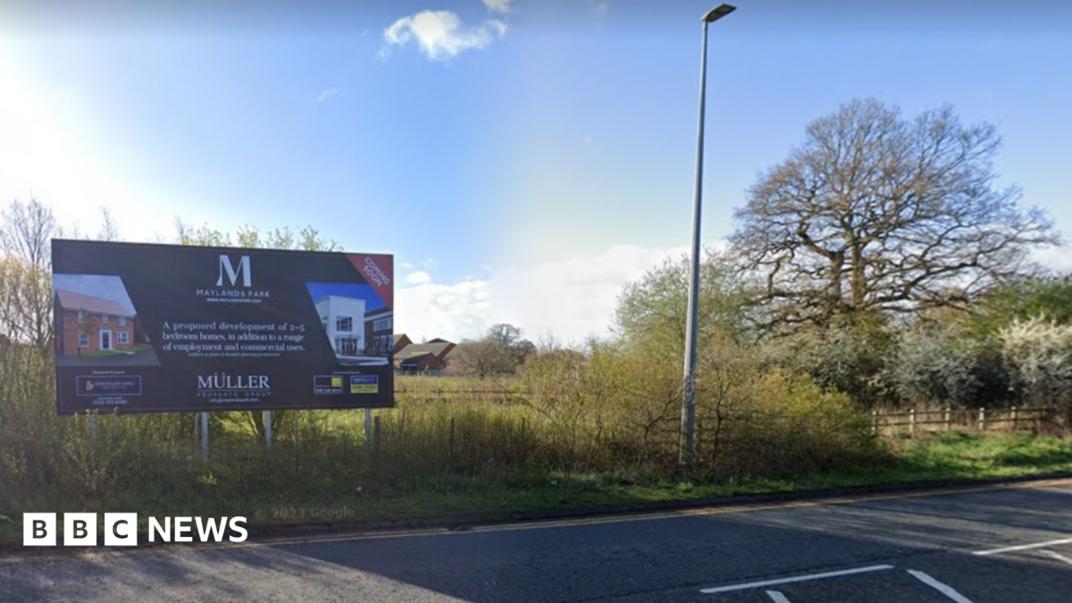 Nantwich business park set for approval despite objections - BBC News