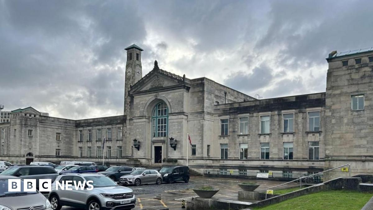 Hampshire and Solent devolution consultation opens - BBC News