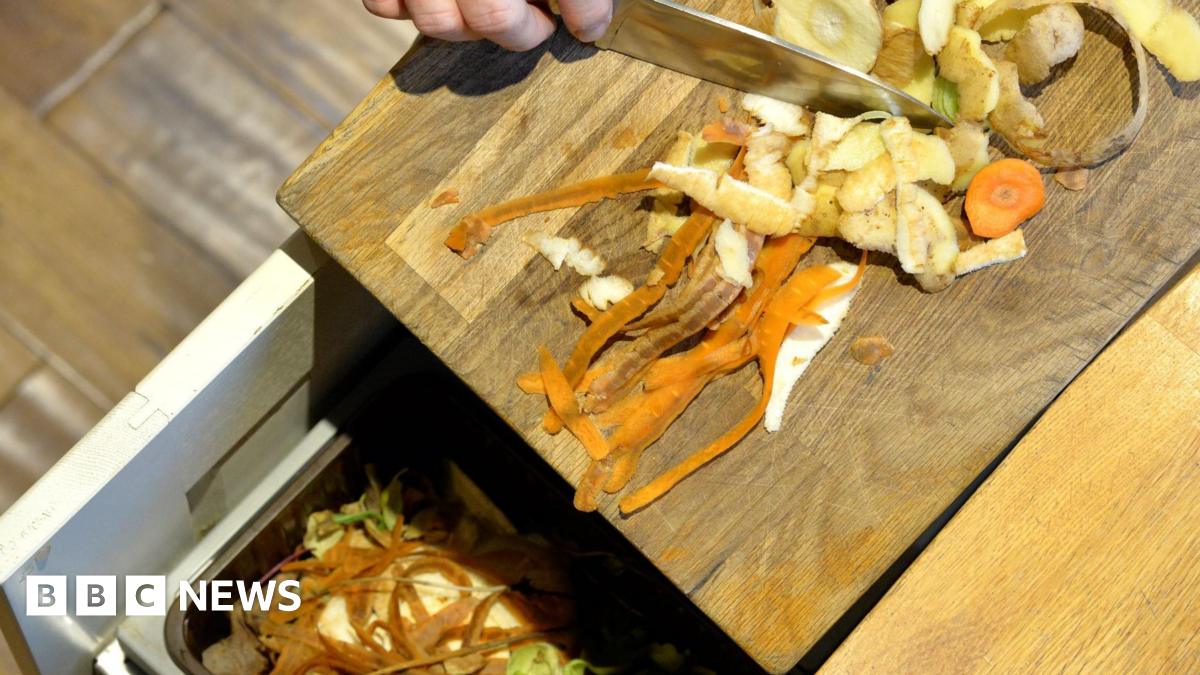 Food waste collections set to be restored by Wolverhampton council ...