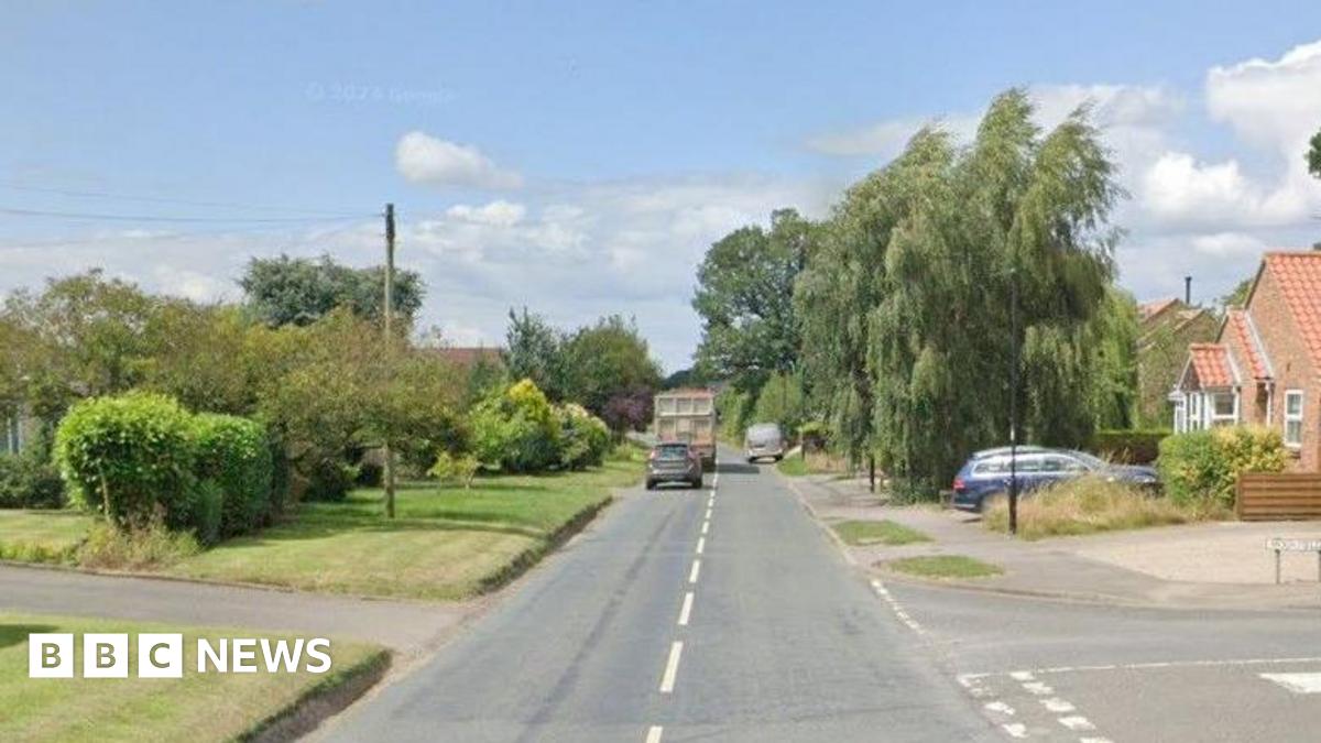 Man, 70, dies at scene after two-vehicle collision in Raskelf - BBC News