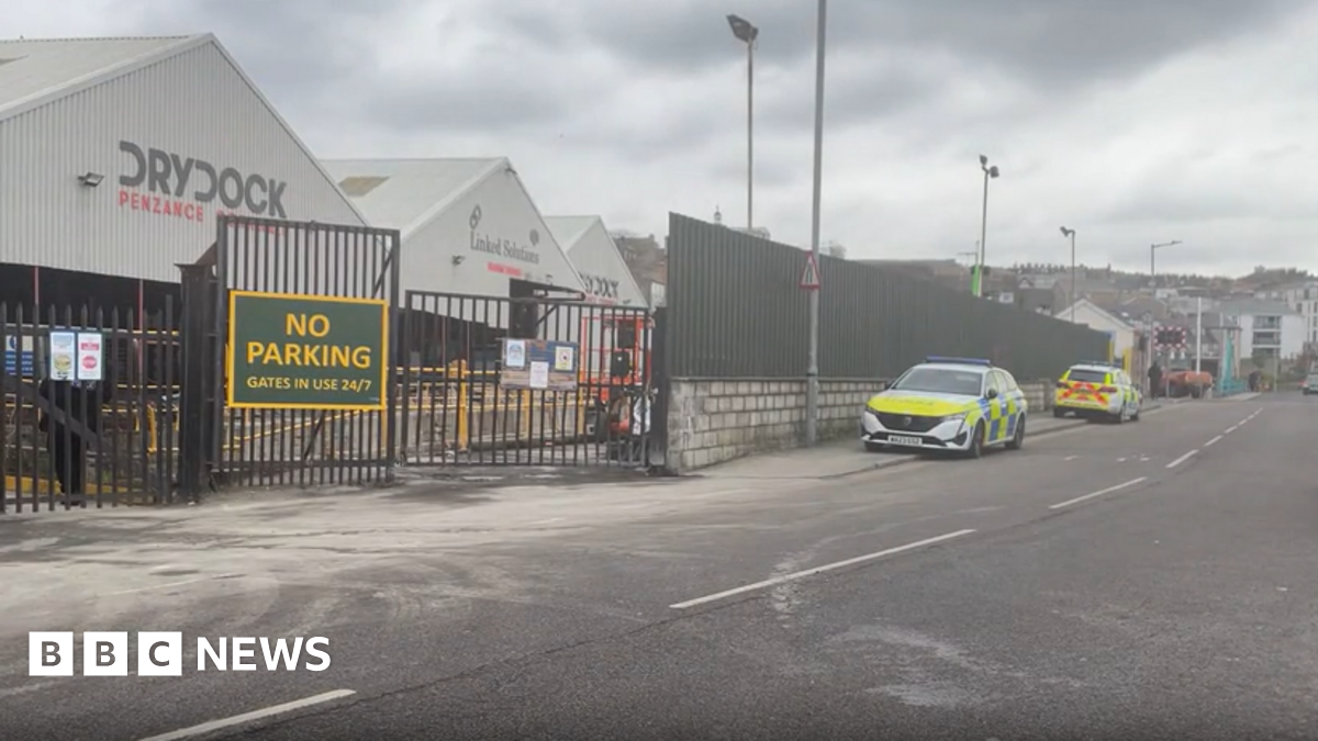 Man seriously injured in crane incident at Penzance dock - BBC News