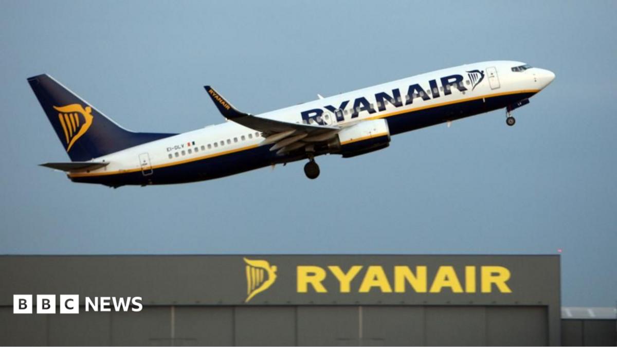 Distracted driver may have caused Stansted Airport Ryanair crash - BBC News