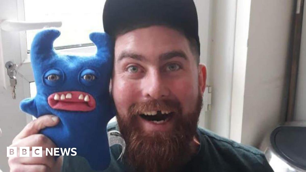 Frazer Irvine inquest hears ‘basic care’ may have saved his life - BBC News