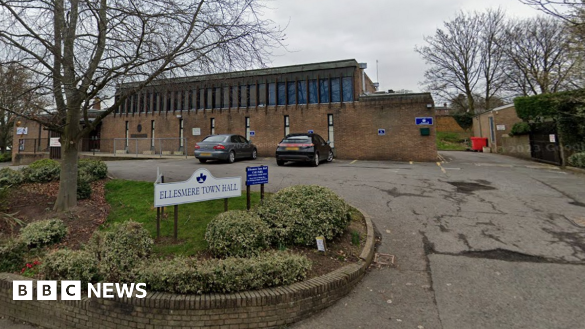 Ellesmere town hall could move into community ownership - BBC News