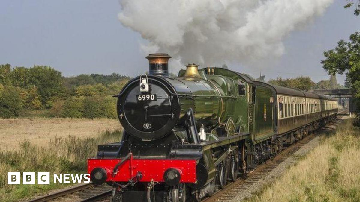 'Huge milestone' in bid to reconnect Great Central Railway - BBC News